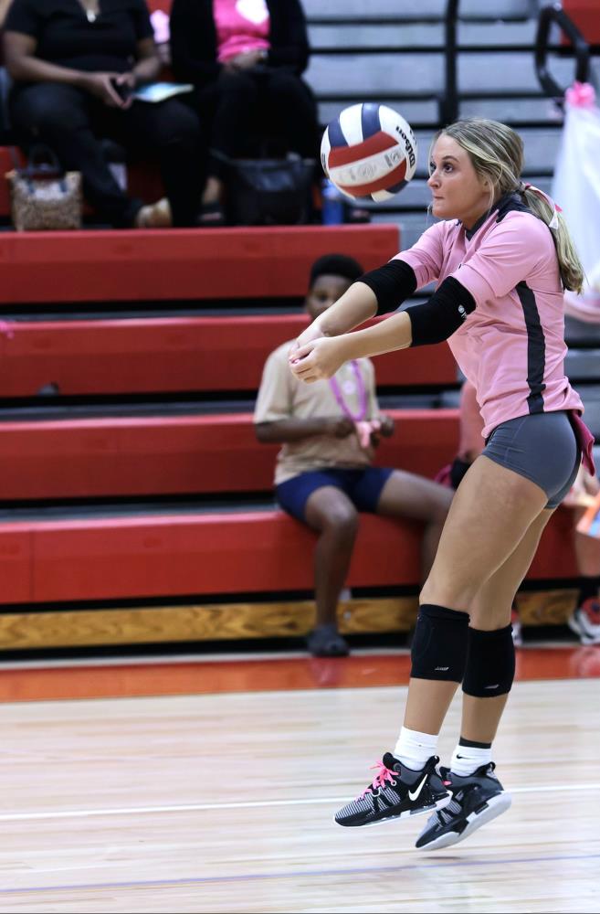 PHOTOS: Ooltewah Volleyball Hosts Cleveland On Pink Out Night ...