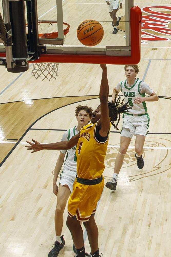 PHOTOS: Howard Boys Versus East Hamilton - Chattanoogan.com
