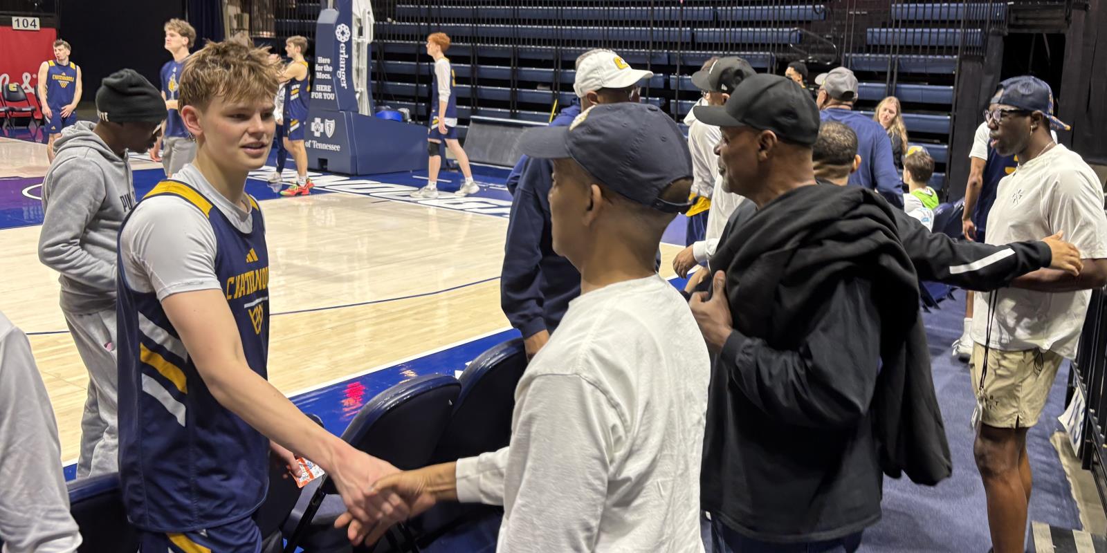 Paul Payne: Former Mocs Greats Gather To Reflect On UTC Memories ...