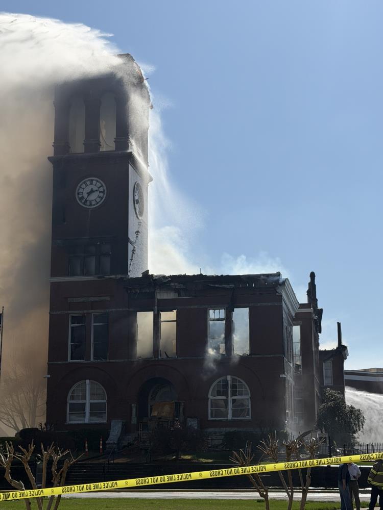 Historic Floyd County Courthouse At Rome, Ga., Suffers Devastating Fire ...