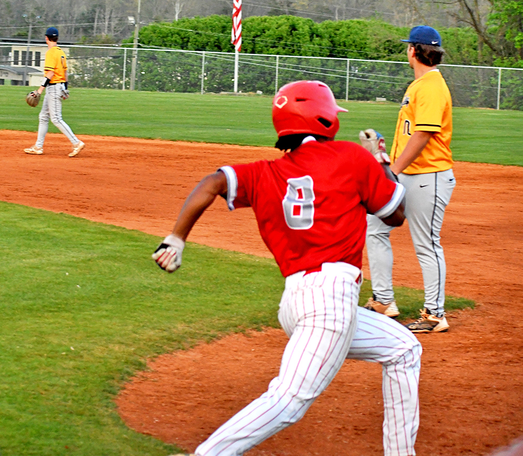 PHOTOS: Ooltewah Baseball Hosts Walker Valley - Chattanoogan.com